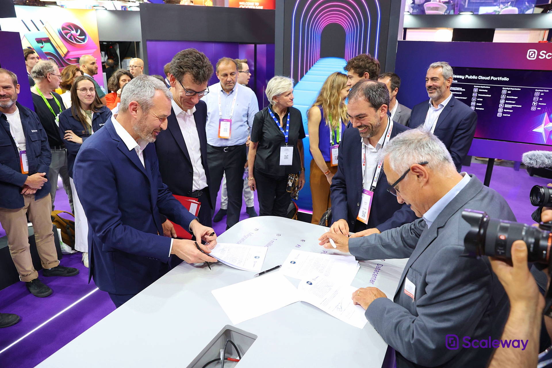 Scaleway, GENCI and the CNRS join forces to accelerate AI development in Europe | Scaleway